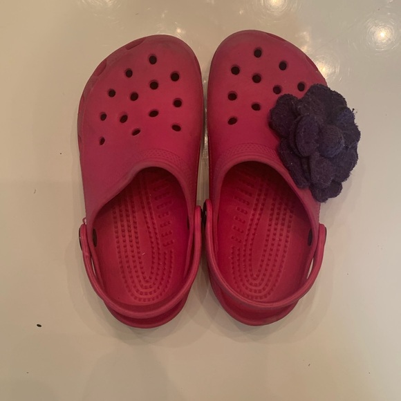 CROCS | Shoes | Pink Little Girl Crocs | Poshmark